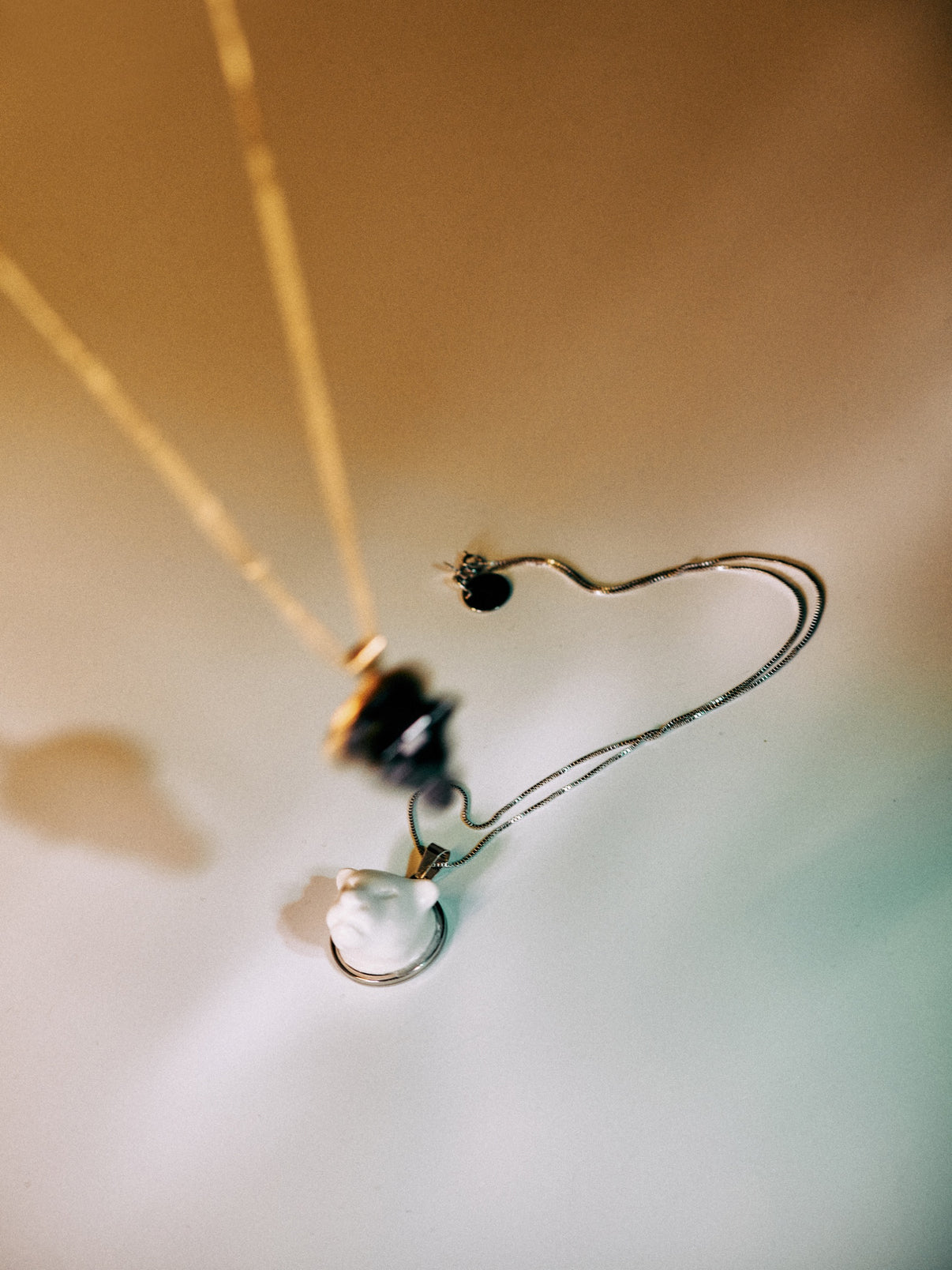 Cleo pendant necklace black – Cuckoo B