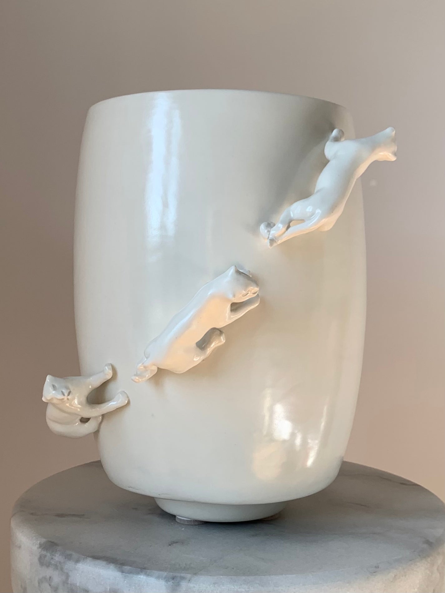 Cleo vase panthers – Cuckoo B